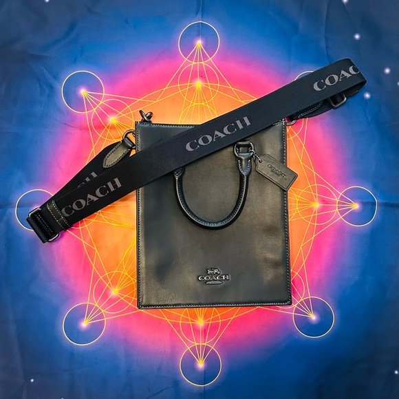Coach | Bags | Coach Dylan Tote Bag In Colorblock Signature Canvas ...